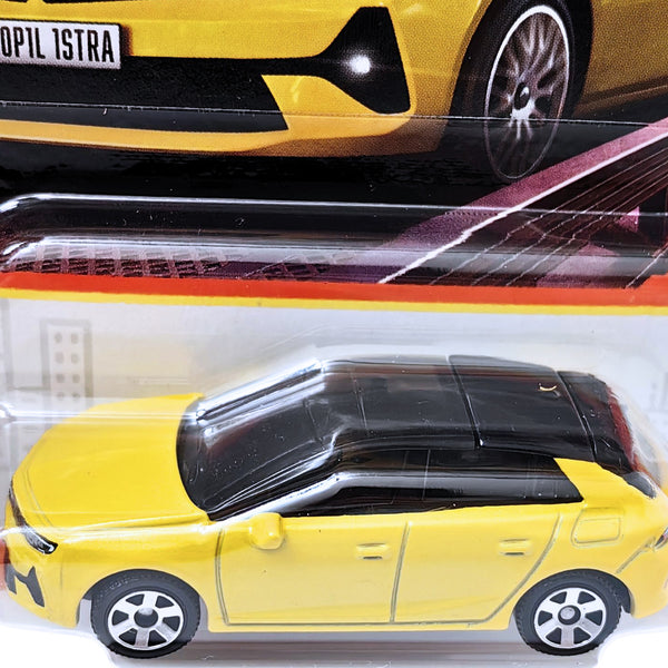 Matchbox 2022 Opel Astra – 1 Station Hub