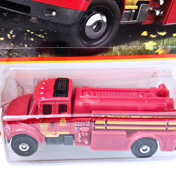 Matchbox Freightliner M2 106 Truck – 1 Station Hub